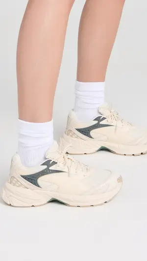 PUMA Velophasis Muted Sneakers