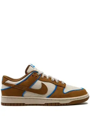 Nike Dunk Suede Sneakers - Brown