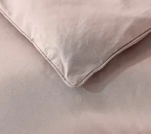 ROYAL VELVET Tufted Down Alternative Comforter- Blush Twin