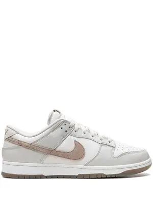 Nike Dunk Low Retro Se Sneakers - White