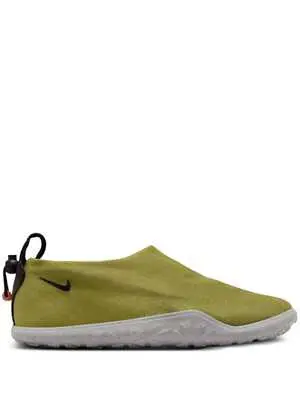 Nike Moc Slip-on Sneakers