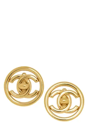 Chanel Cc Turnlock Circle Earrings - Gold