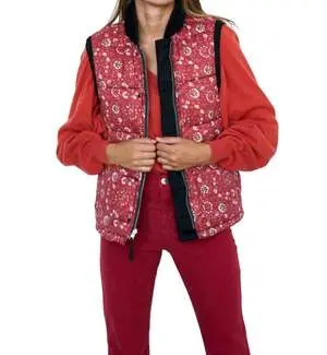 Xirena Reversible Hunter Puffer Vest In Burnt Sienna - Red