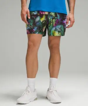 Lululemon Lululemon Pace Breaker Linerless Short 5" Tie-Dye Print Discothèque Multi
