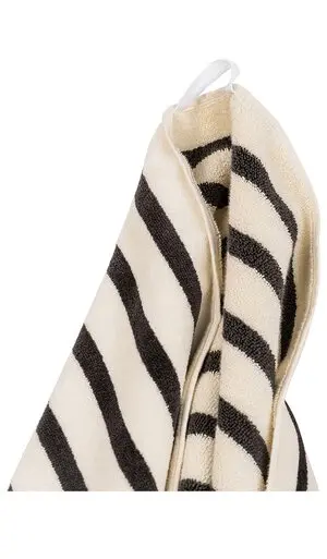 BUSINESS & PLEASURE Beach Towel In Black