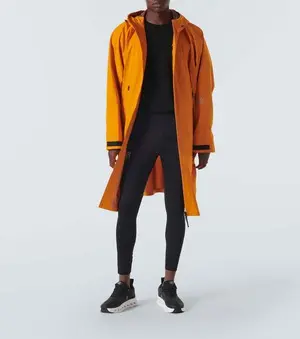 Loewe X On Technical Cape