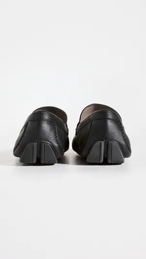 FERRAGAMO Front Driving Loafer - Nero