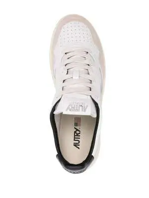 AUTRY Medalist Lace-up Sneakers - White
