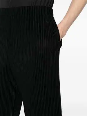 Issey Miyake Plissé Pleated Bermuda Shorts - Black