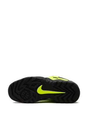 Nike X Supreme Sb Darwin Low Sneakers