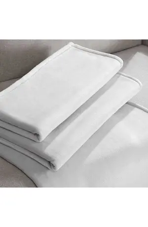 Calvin Klein Core Plush Blanket - Grey