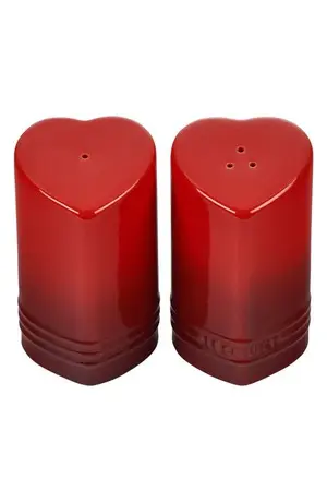 LE CREUSET Heart Salt & Pepper Shaker Set - Cerise