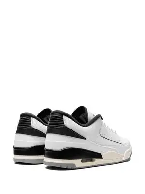 JORDAN 2/3 Sneakers