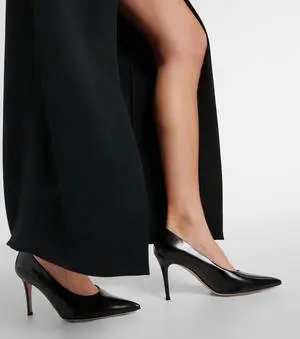 GIANVITO ROSSI Robbie Leather Pumps - Black
