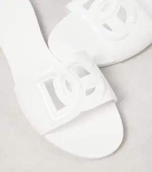 Dolce & Gabbana Dg Cutout Rubber Slides - White