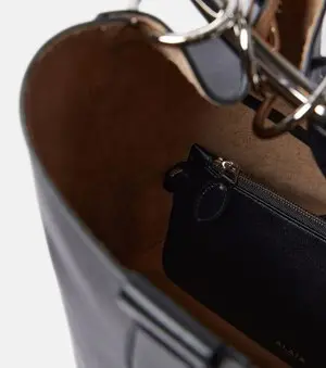 Alaïa Large Leather Bucket Bag With Ring Handle - Black