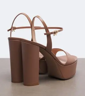 GIANVITO ROSSI Leather Platform Sandals - Beige