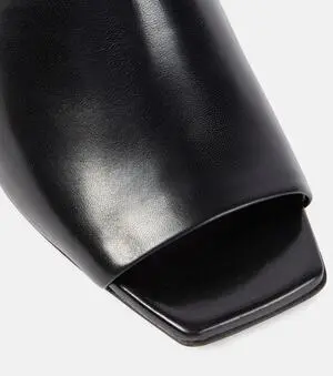 Bottega Veneta Knot 45 Leather Mules
