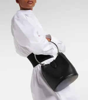 Alaïa Ring Medium Leather Bucket Bag - Black