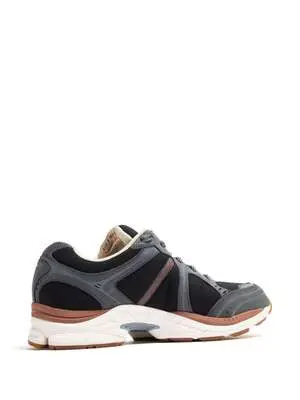 Saucony Progrid Triumph Suede Sneakers
