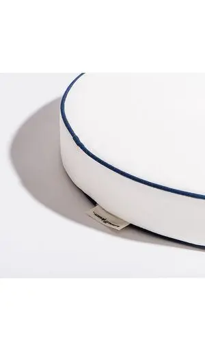 BUSINESS & PLEASURE Circular Pillow In White