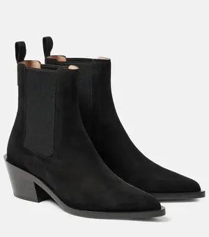 GIANVITO ROSSI Wylie Suede Ankle Boots - Black