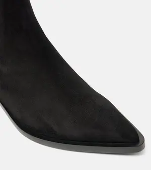GIANVITO ROSSI Wylie Suede Ankle Boots - Black