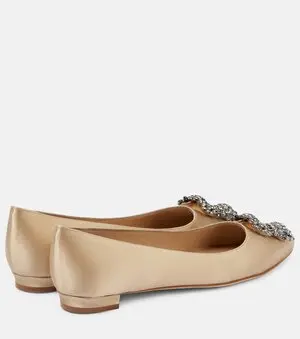 Manolo Blahnik Hangisiflat 70 Embellished Satin Ballet Flats - Beige