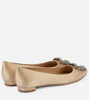 Manolo Blahnik Hangisiflat 70 Embellished Satin Ballet Flats - Beige