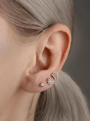 LARK & BERRY 14kt Yellow Diamond Stud Earring - Gold