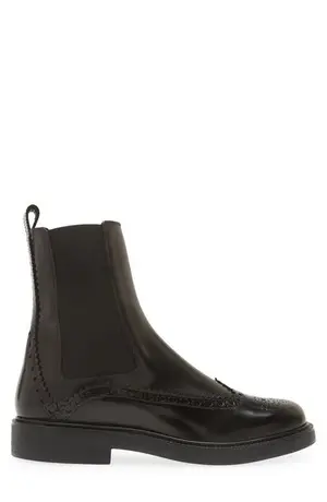 TOD'S Wingtip Chelsea Boots