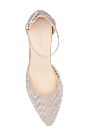 TOUCH UPS Tegan Pointed Toe Pump - Champagne