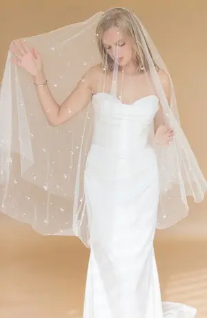 Brides & Hairpins Ilaria Fingertip Veil