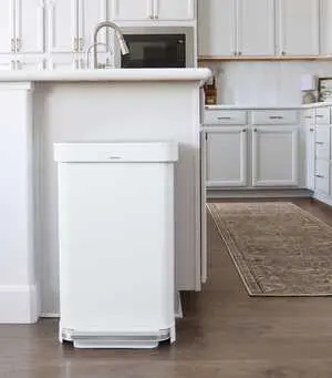 SIMPLEHUMAN Rectangular Pedal Bin
