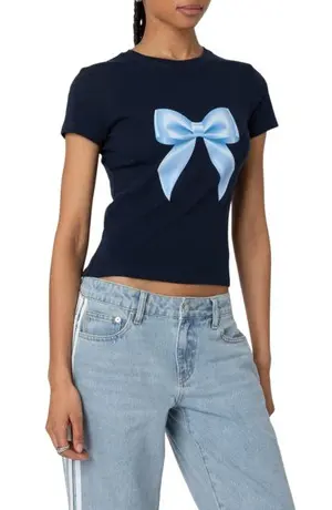 EDIKTED Tied Up Graphic T-shirt - Navy