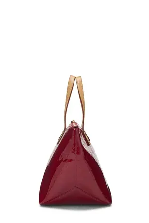 LOUIS VUITTON Monogram Vernis Bellevue Tote - Red