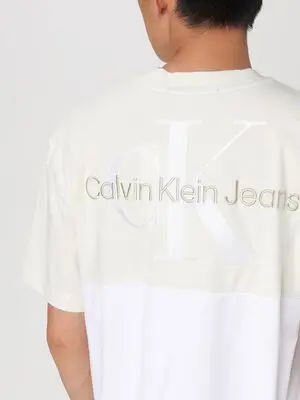 Calvin Klein T-shirt