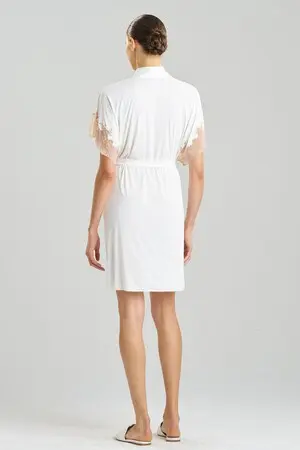 Natori Enchant Lace Applique Wrap - Natural