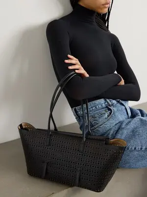 Alaïa Mina 32 Laser-cut Leather Shoulder Bag