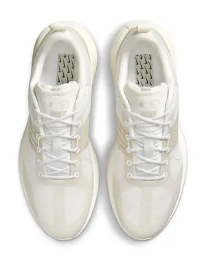 Nike Lunar Roam Sneakers - White