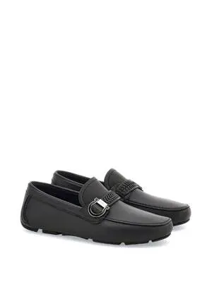 FERRAGAMO Gancini Driver Loafers In Calfskin - Black