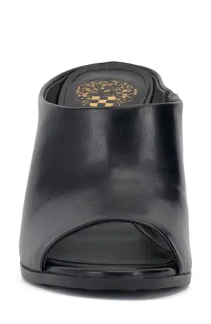 Vince Camuto Brianda Mule