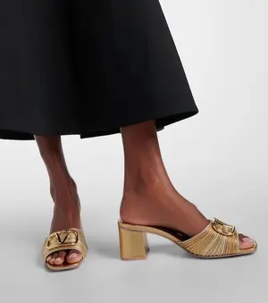 Valentino Garavani Vlogo Signature 60 Metallic Mules - Gold