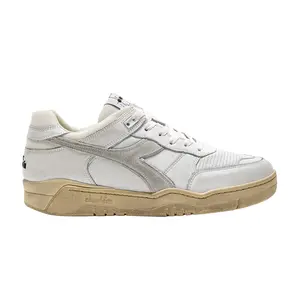 Diadora