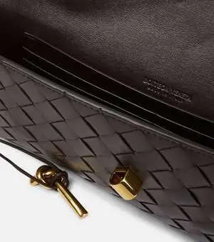Bottega Veneta Andiamo Intrecciato Leather Clutch - Brown