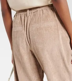 Brunello Cucinelli Pleated Straight-leg Trousers