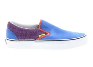 VANS Classic Slip-on Sneakers