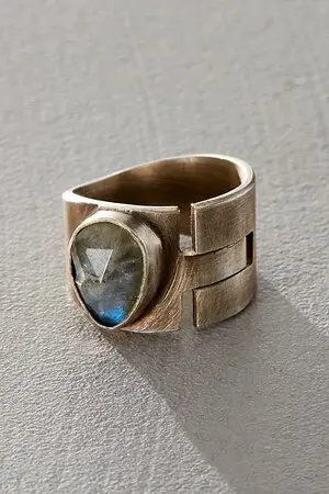 ERIC SILVA JEWELRY Eric Silva Ring - Labradorite