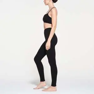 SKIMS High Waisted Banded Legging | Black | | Outdoor - Onyx