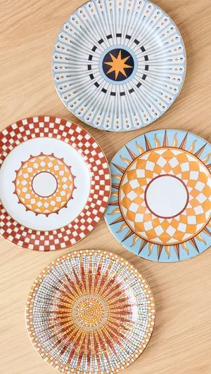 La DoubleJ Dessert Plates Set Of 4